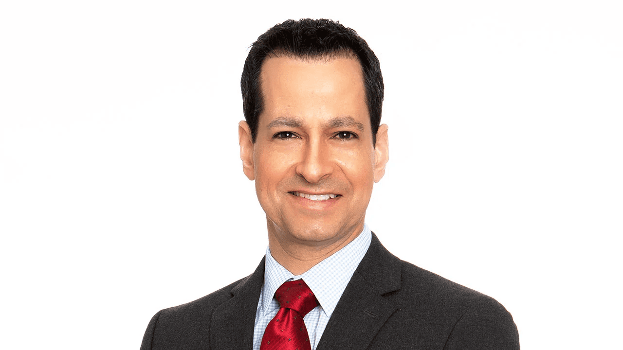 Adam Pinsker Bio, Age, Family, Height, Marriage, Salary, Net Worth ...