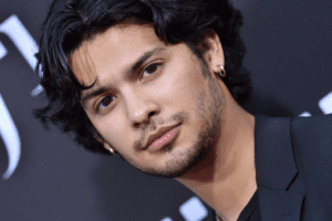 Xolo Mariduena Bio, Age, Family, Height, Marriage, Salary, Net Worth, Career