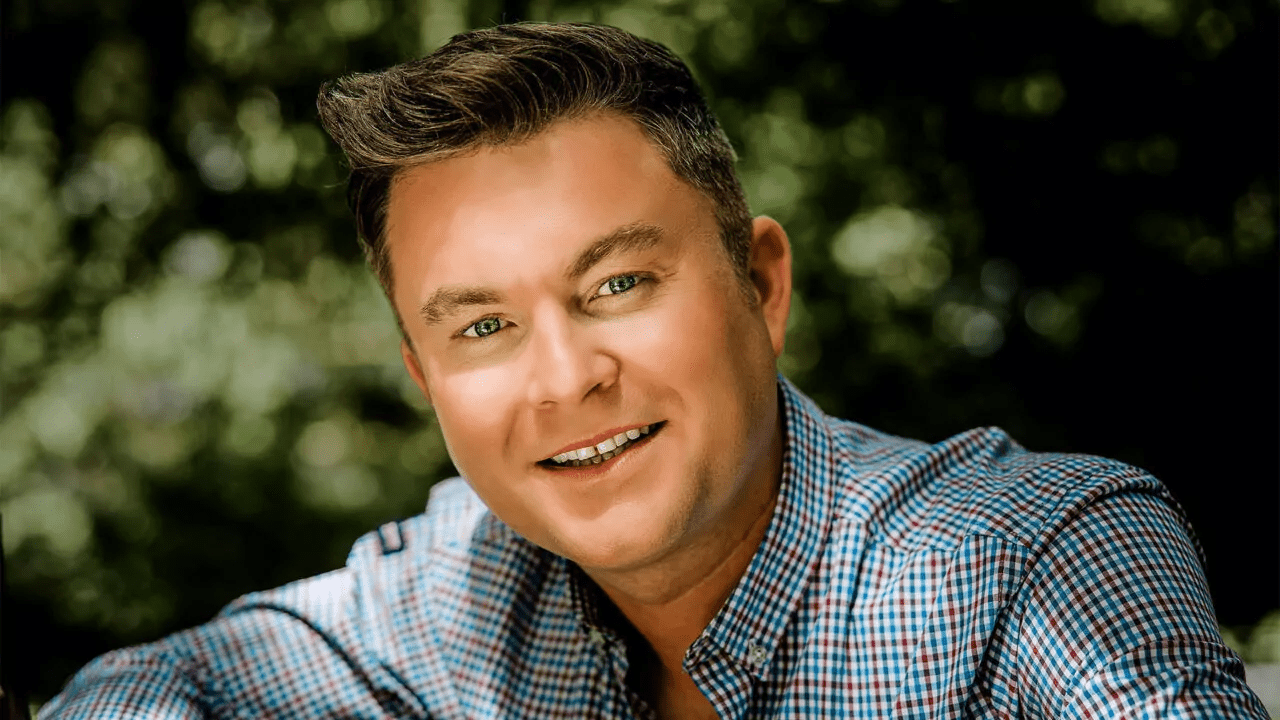 Michael English Bio, Age, Family, Height, Marriage, Salary, Net Worth ...